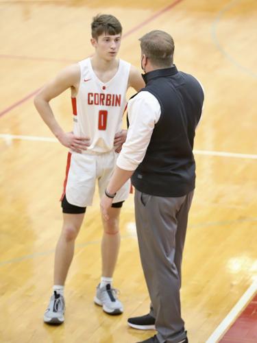 HOUNDS ARE CLICKIN': Corbin wins fifth straight after 80-51 victory ...