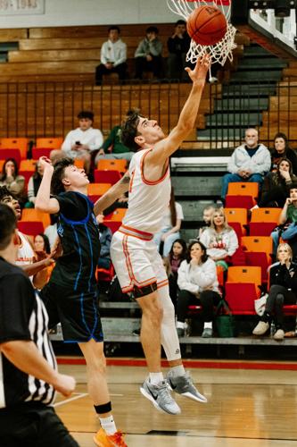 Yellow Jackets remain winless with loss to Jellico | Sports ...