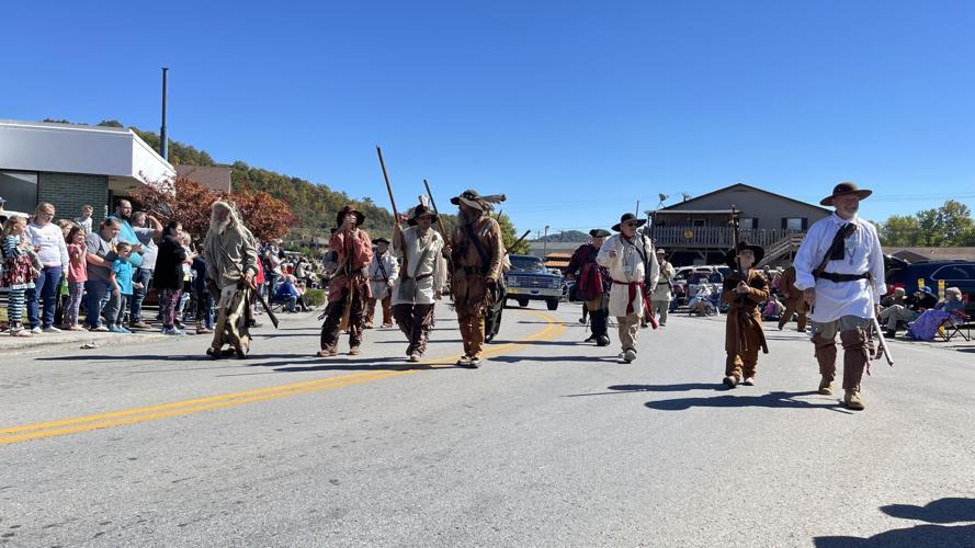 Parade wraps up 74th annual Daniel Boone Festival | Community ...