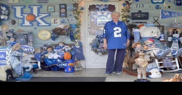 GETTING TO KNOW... Bonnie Hicks' UK house decorations accumulating for ...