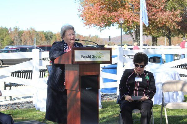 Corbin Garden Club honors members of Armed Forces with Blue Star Marker ...