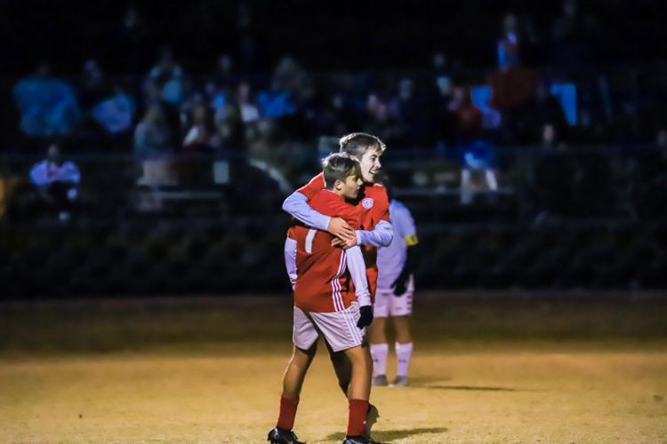 Redhounds headed to the Elite Eight after win over Perry Co. Central ...