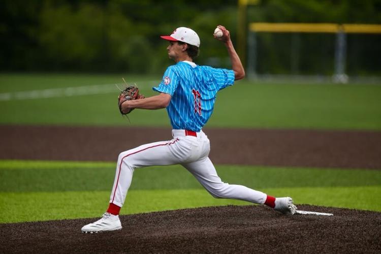 Redhounds celebrate region championship: Tarvin's gem and Elam's big ...