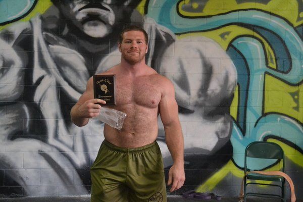 PUMPING UP: Powerlifters compete in meet at local gym | Local News ...