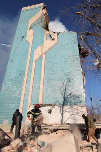 See the world in vertical: Top photos by AP's photojournalists ...