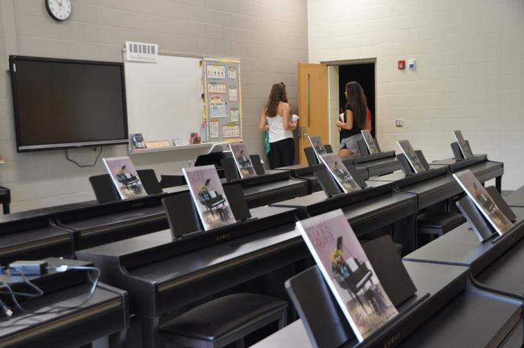 Community attends open house Tuesday for new Corbin Middle School ...