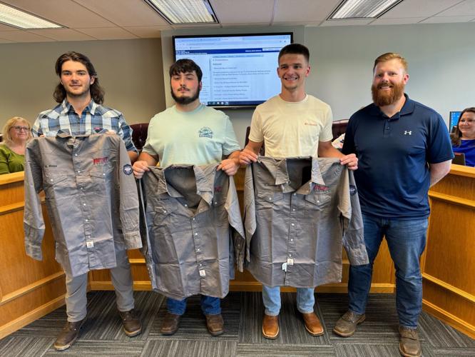 Whitley County Board of Education honors welding program, teachers ...