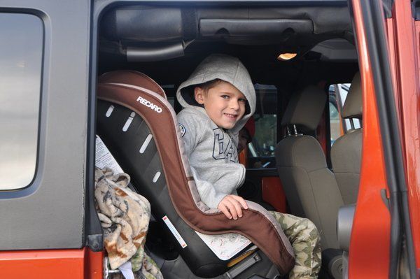 JUST JEEPIN': Trail riding begins for Jeep Jamboree participants ...