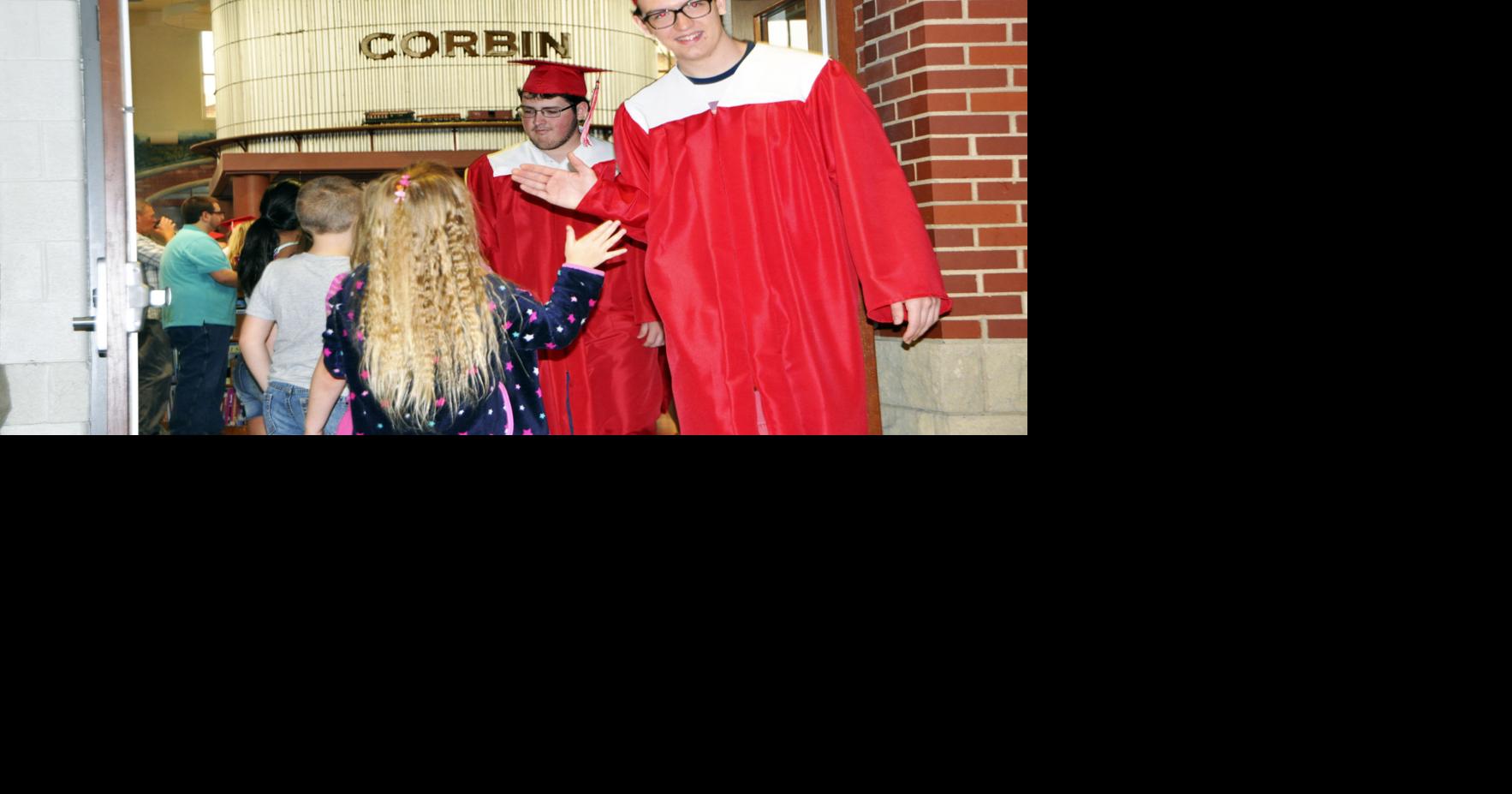 Corbin Primary hosts graduating CHS seniors | News | thetimestribune.com