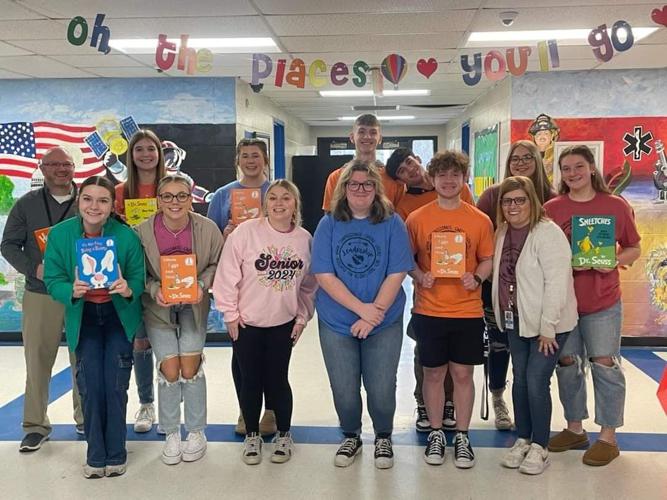 Lynn Camp Middle/High Students read to more than 1,000 elementary ...