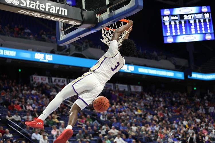 LEAVING NO DOUBT: Male dominates during 94-59 win over Breathitt County ...