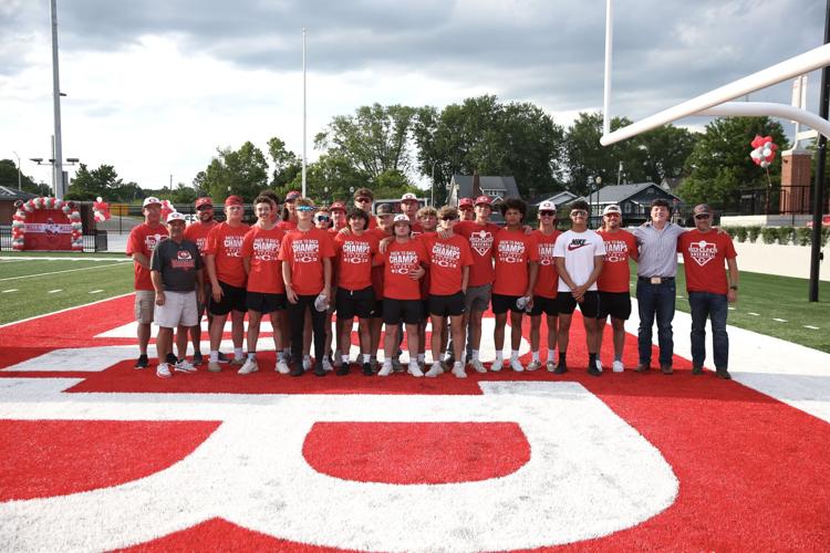 Redhound fans meet new football coach Luke Salmons during Monday event | News | thetimestribune.com