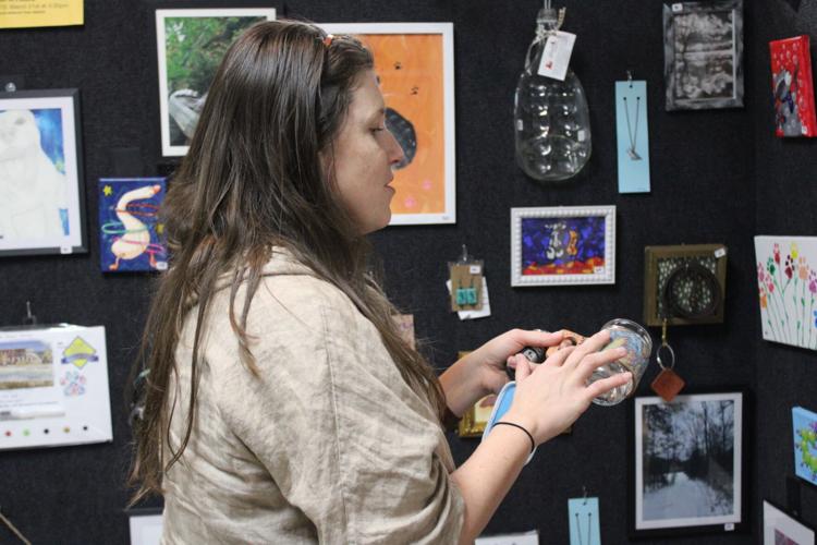 Art for a Paws returns, raises nearly $2,500 for local humane ...