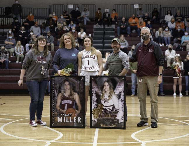 Senior athletes honored on Saturday | Sports | thetomahawk.com