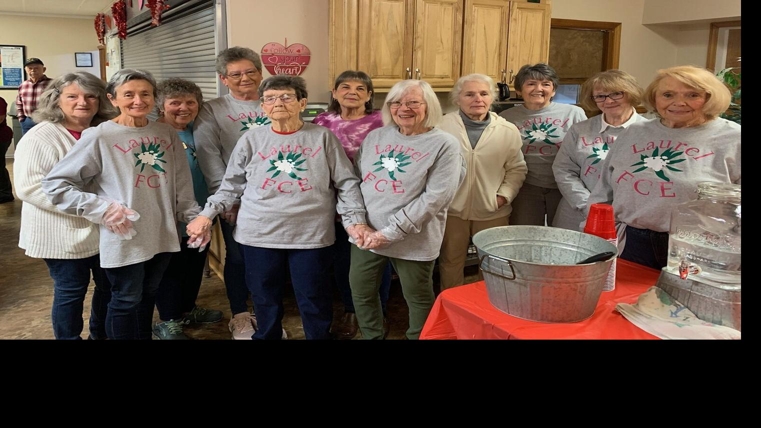 Seniors celebrate with Laurel Bloomery FCE | | thetomahawk.com