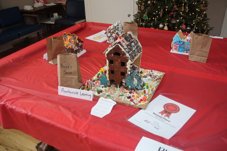 Community center holds gingerbread competition | News | thetomahawk.com