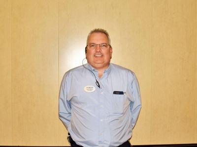 Food Lion honors Mountain City manager for long service | | thetomahawk.com