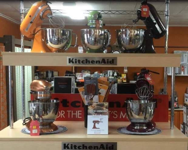 Tess’ Kitchen Store celebrates five years with owner Steve Rosenthal ...