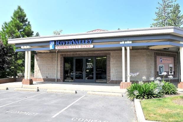 River Valley Community Bank opens in Grass Valley | Business | theunion.com