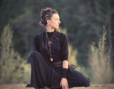 Local singer-songwriter Ayla Nereo to perform at The Center for the ...
