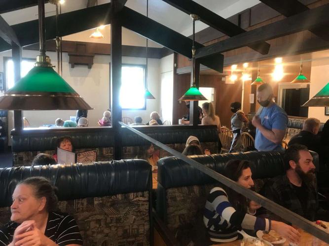 Community celebrates longtime dining staple | News | theunion.com