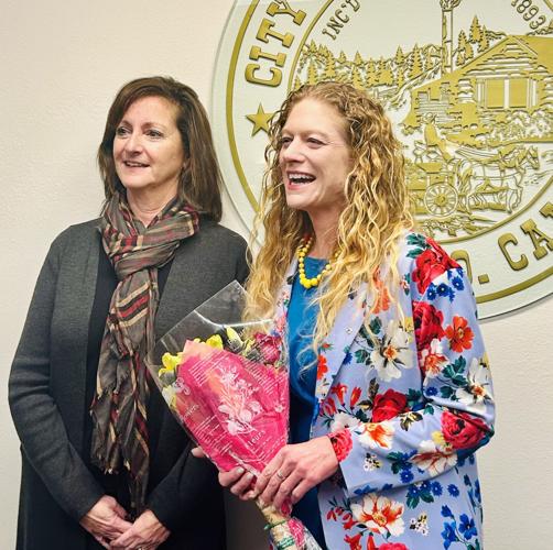 Hodge steps up to serve as mayor: Reorganization of Grass Valley City ...