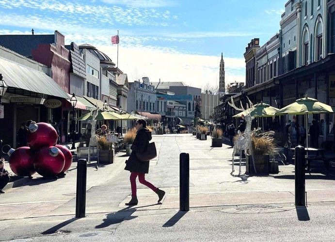 Parklets in place: Downtown Streetscape Improvements Project moving ...