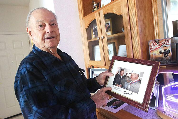 Lou Conter, World War II veterans honored at Pearl Harbor commemoration ...