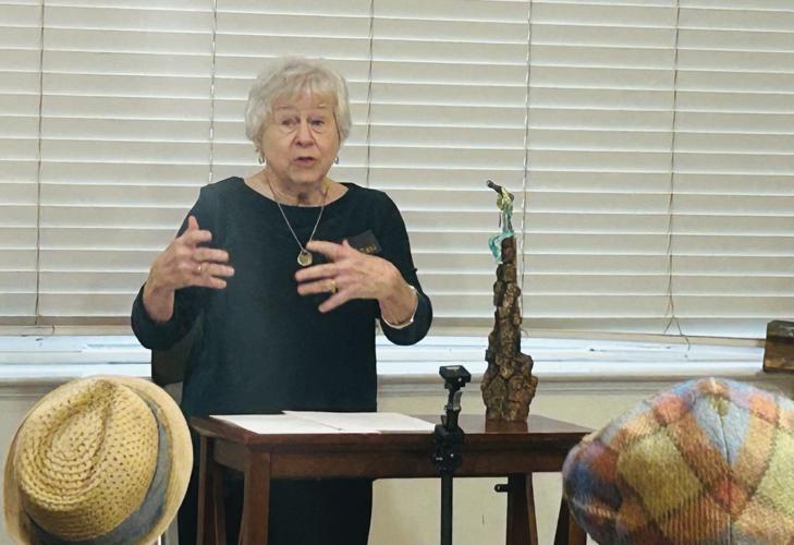 Poets read to crowd at the ‘Ekphrastic Fantastic: Art-inspired Poetry ...
