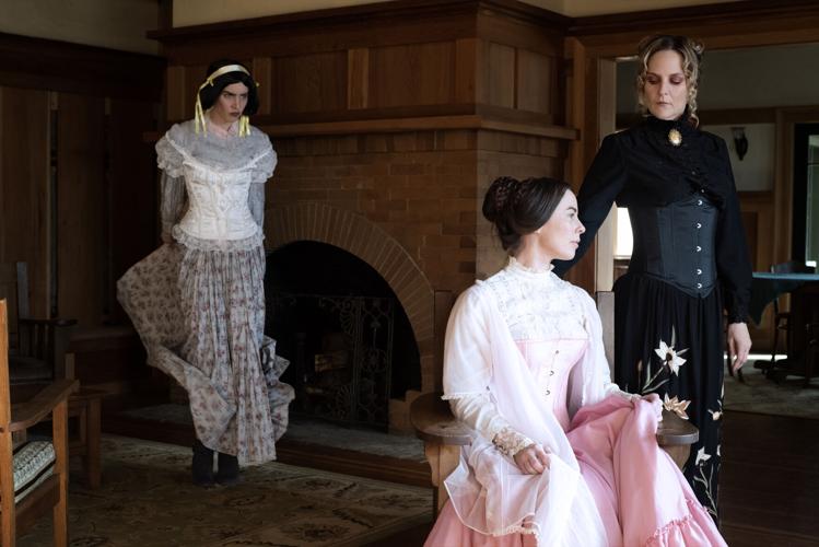 REVIEW: Sierra Stages’ “The Moors” is wonderfully dark fun ...