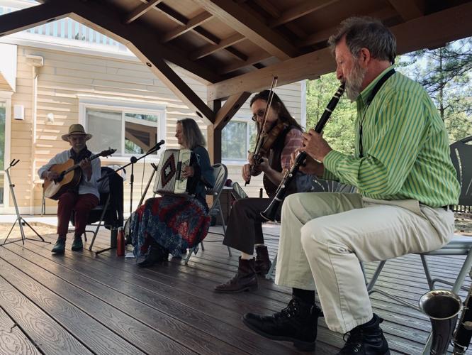 Musical Mondays: Free mini-concerts for all ages | Entertainment ...