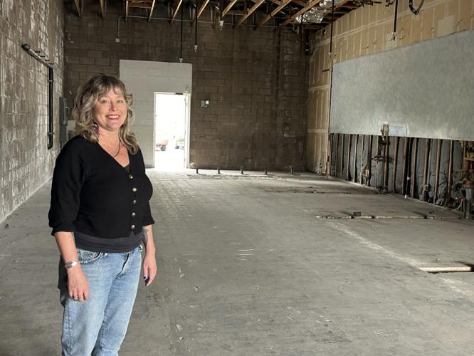 'River Dog 4' tap house promises friendly hosts, elegance, local beers ...