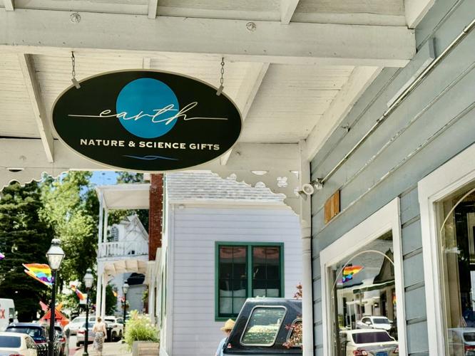 Down to ‘Earth’: The Earth Store sees new owners, new location | News ...