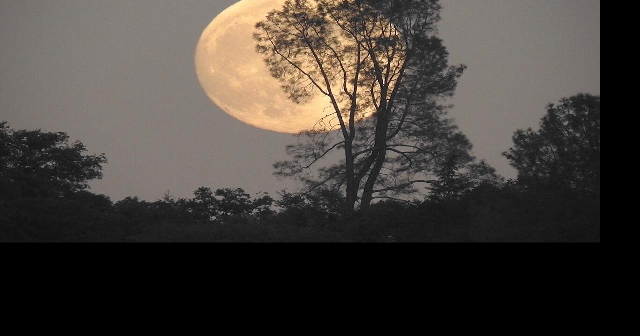 Nevada County Captures: Full moon in our county | Multimedia | theunion.com