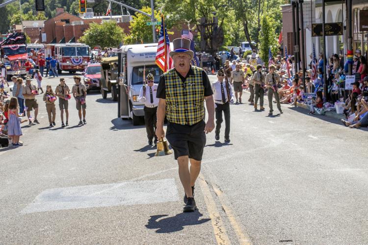 Nevada County Captures: Grass Valley Antique Fire Department engine ...
