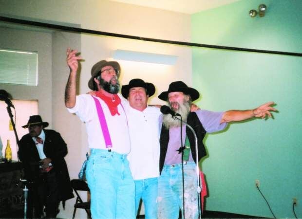 One last jam: Rough & Ready’s Fruit Jar Pickers host final sing-along ...