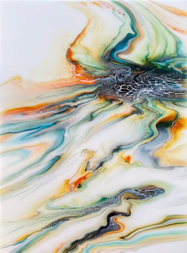 Fluid acrylic artist Michelle Jewett holds demonstration during Art ...