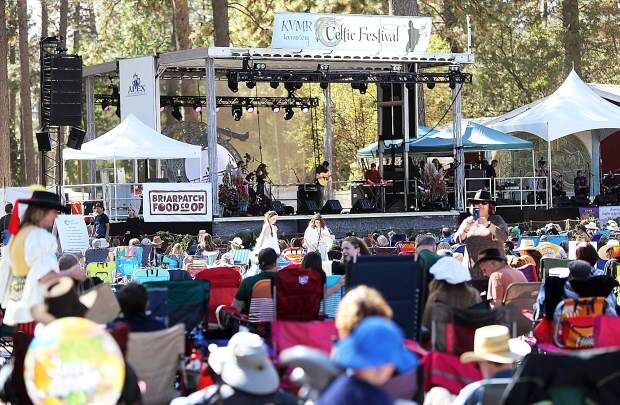 Hear ye hear ye!; Celtic Festival a smash at fairgrounds (PHOTO GALLERY ...