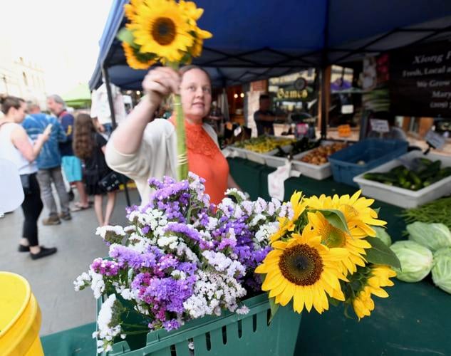 'Sip, stroll, and shop': Grass Valley's Thursday Night Market to resume ...