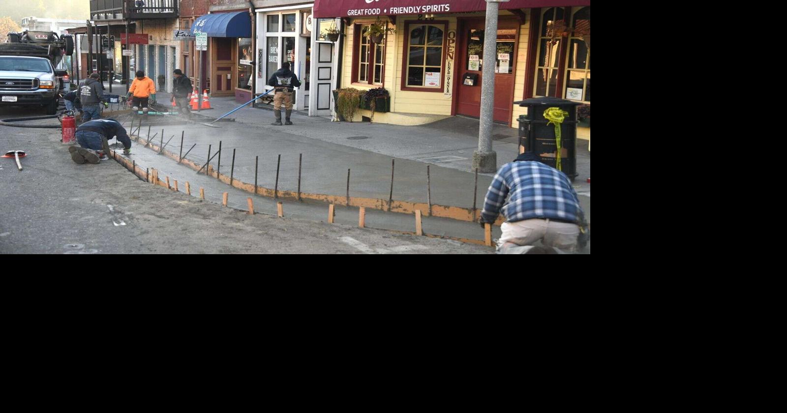 Parklets in place: Downtown Streetscape Improvements Project moving ...