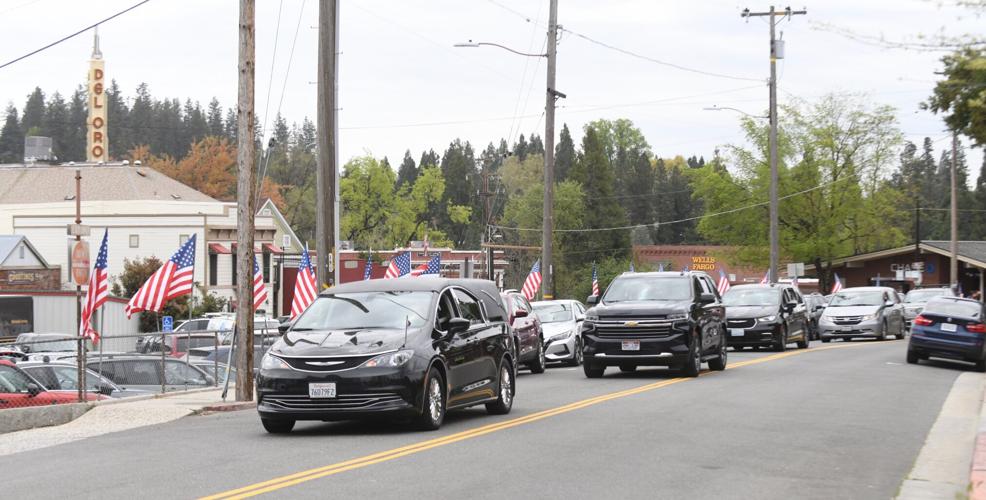 Laying our hero to rest: Hundreds gather for funeral of Lt. Commander ...