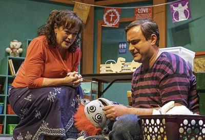 An extended ‘Hand’ | Entertainment | theunion.com