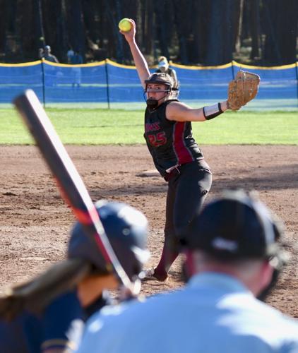 Lady Bruins nearly topple first place Oakmont in 8-7 loss | Sports ...