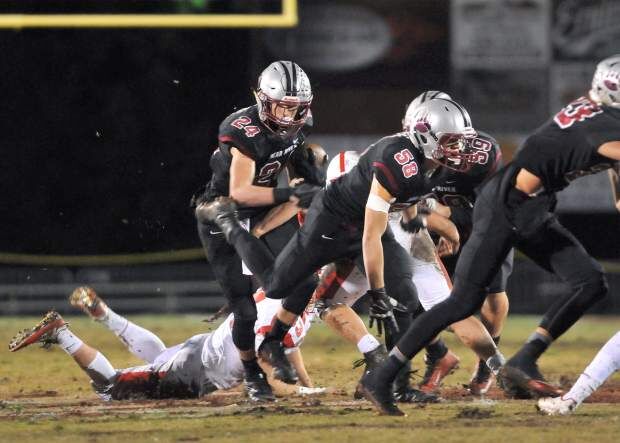PREP FOOTBALL: Bear River bashes into D-V title game with semifinal win ...