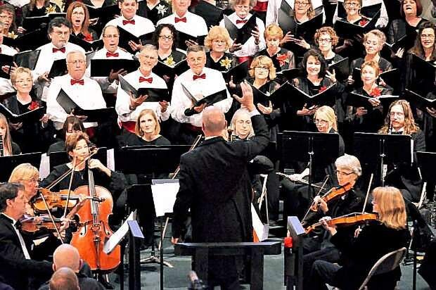 ‘Caroling, Caroling’: Ken Hardin conducts Sierra Master Chorale one ...