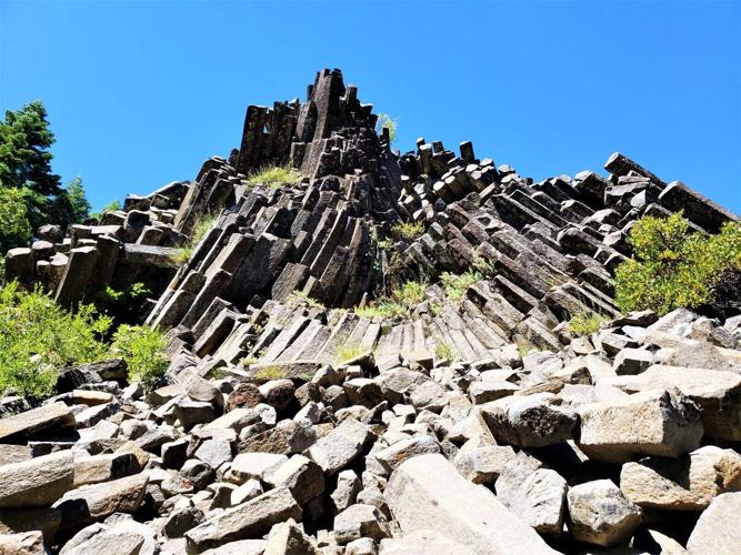 is devils postpile open today