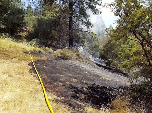 Weimar Fire: Firefighters stop spread of Colfax blaze, 100% contained ...