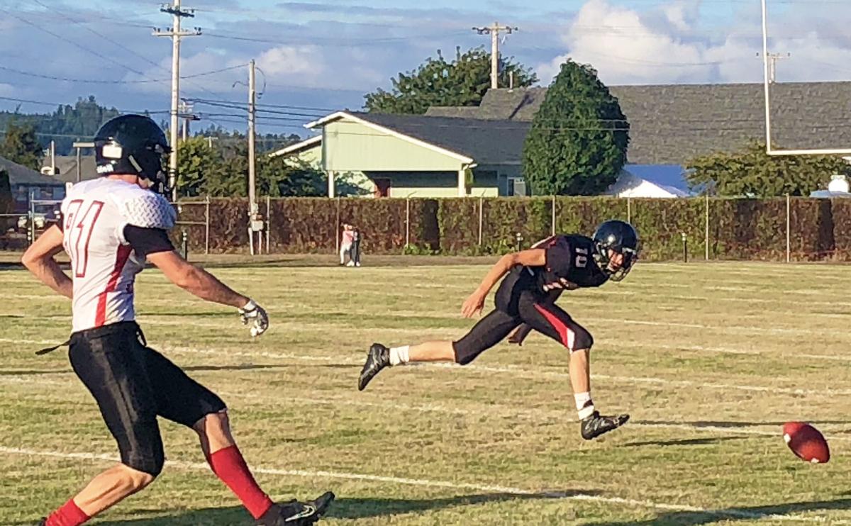 Reedsport wins football opener over Neah-Kah-Nie | Sports ...