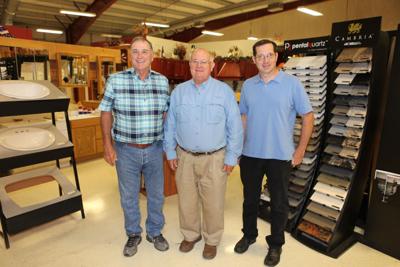 Three Mike Hennicks meet | News | theworldlink.com