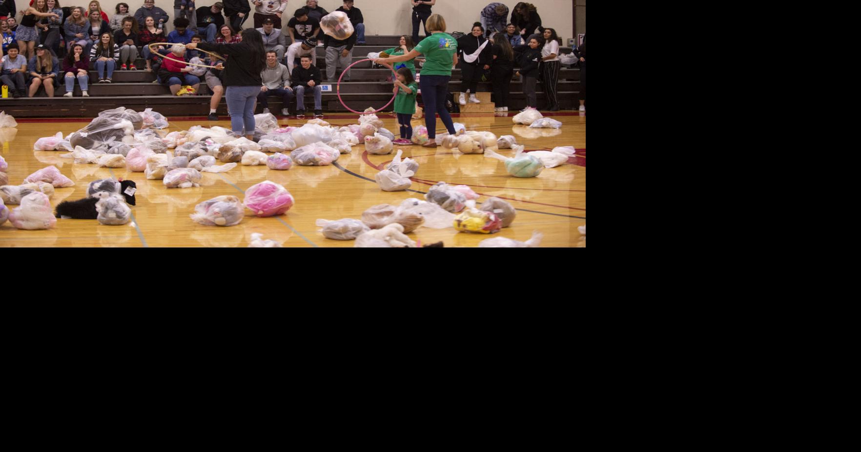 Annual Teddy Bear Toss collects more than 500 teddy bears | Local News ...